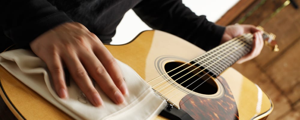 Musical Instrument Guide | Care and Maintenance of an Acoustic Guitar ...